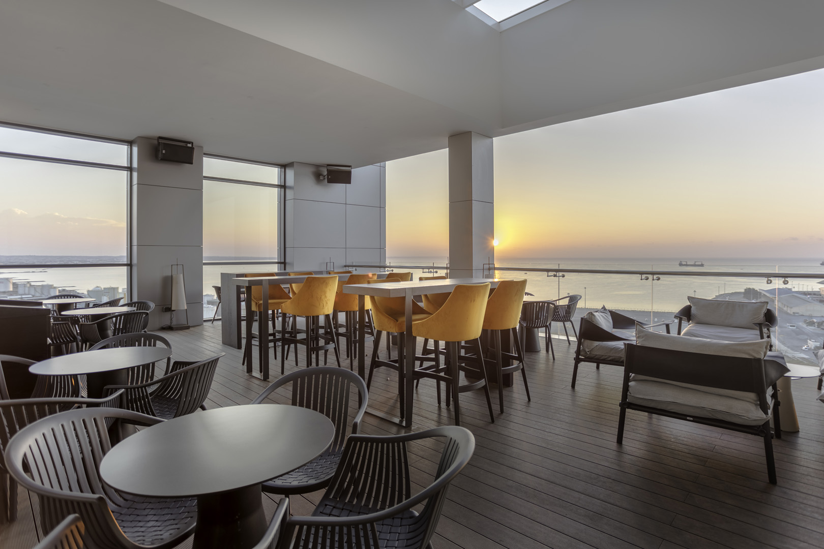 Radisson Blu Larnaca - A Peek Into One Of Cyprus's Most Exquisite ...